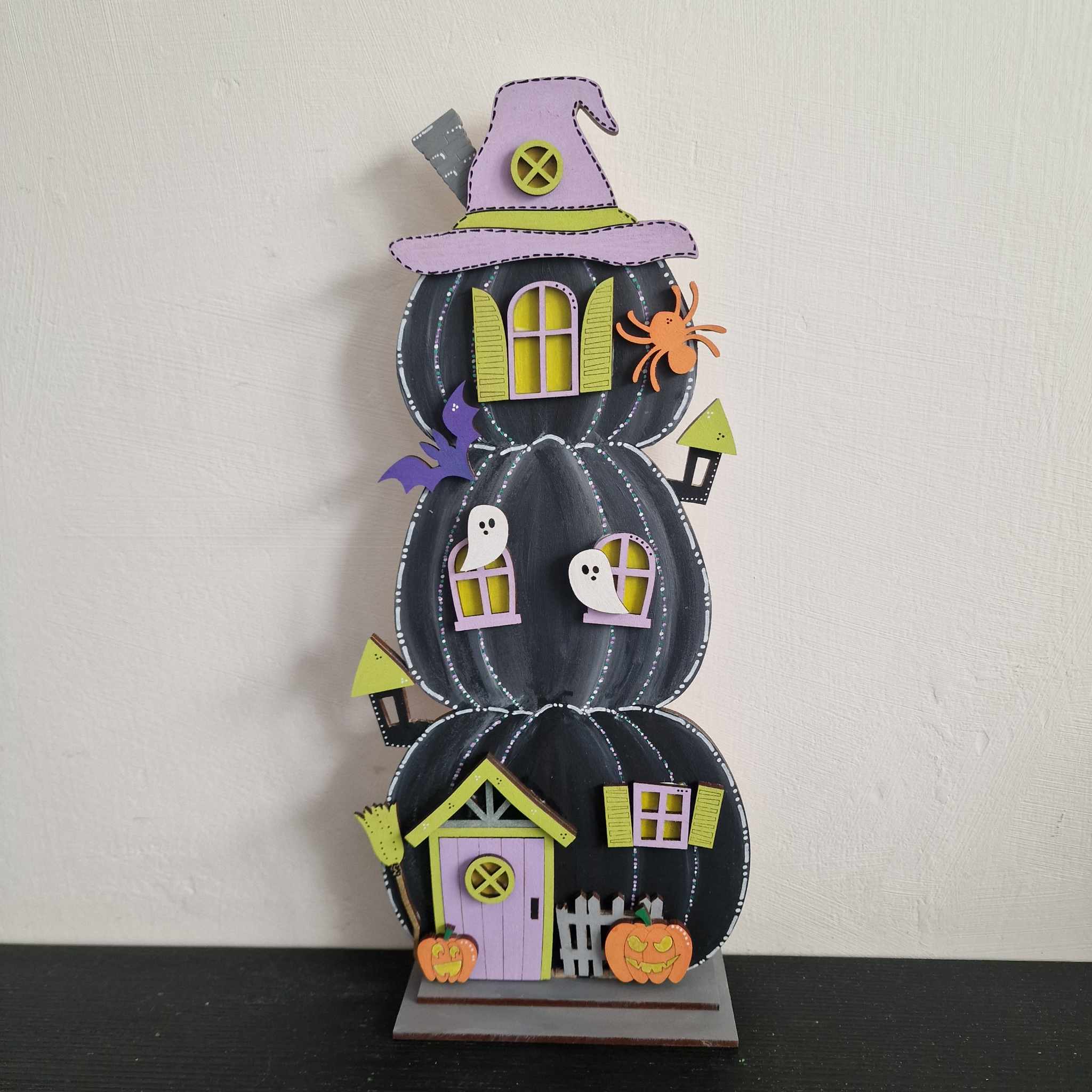 3 storey pumpkin house - Witches hat roof - Manchester Craft Blanks